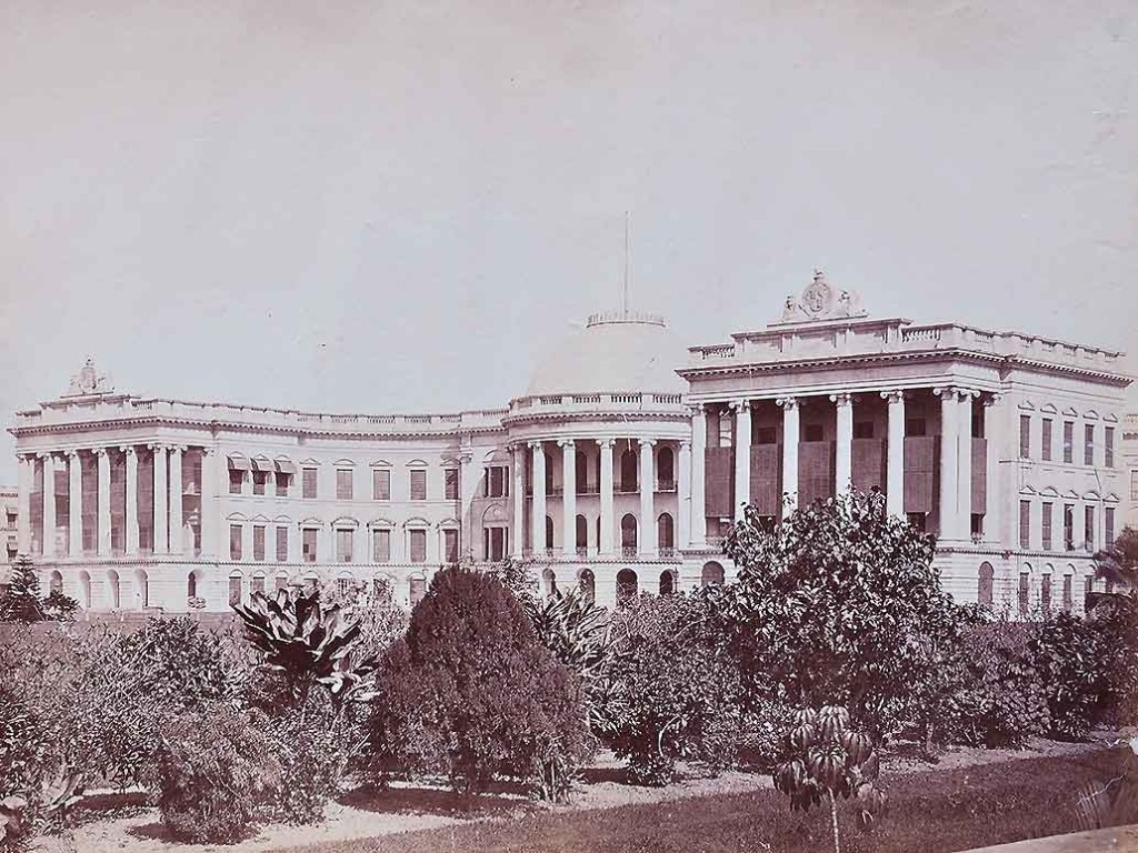 Calcutta's Raj Bhavan During The British Era, 1900 Photo - Past-India