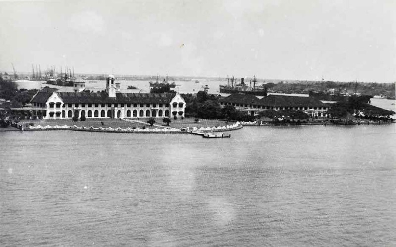 Panoramic View of Cochin Port, 1948 Postcard - Past-India